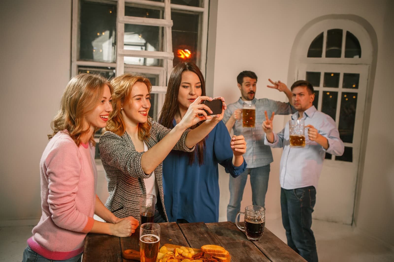 What to Wear to a Housewarming Party: Perfect Outfit